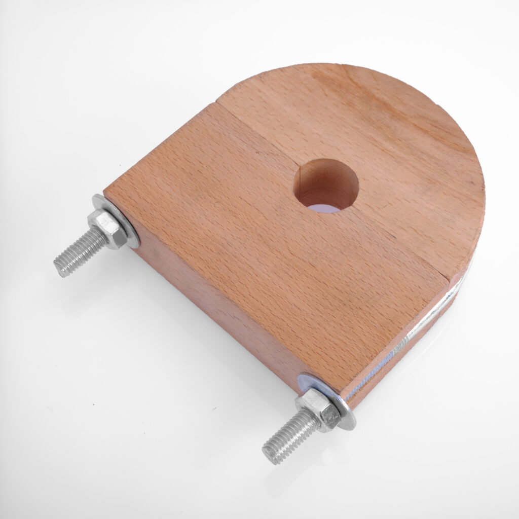 Wooden supports for insulated pipes - AFROFIX
